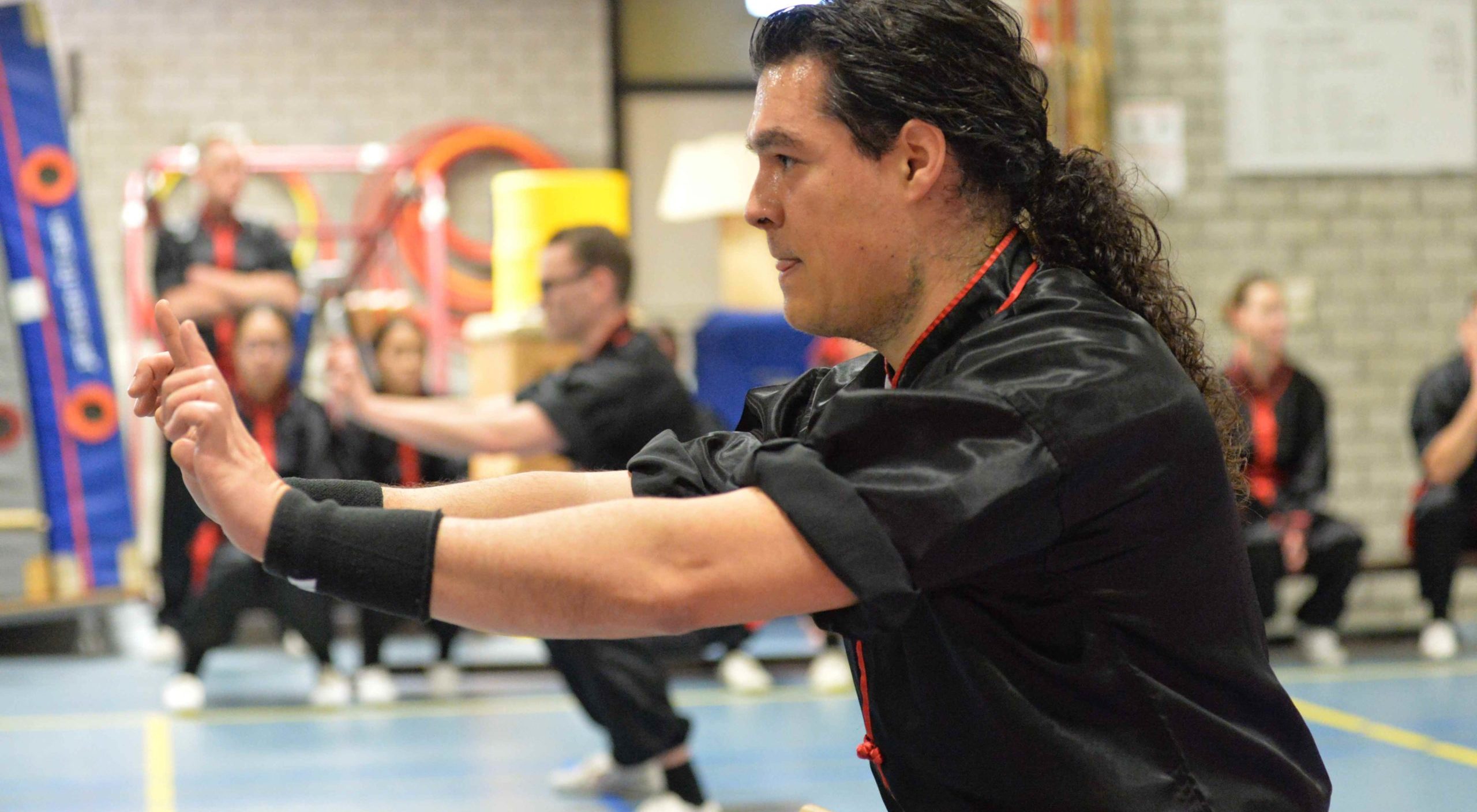 Leerlingen imponeren tijdens kungfu kaoshi (考试) ⋆